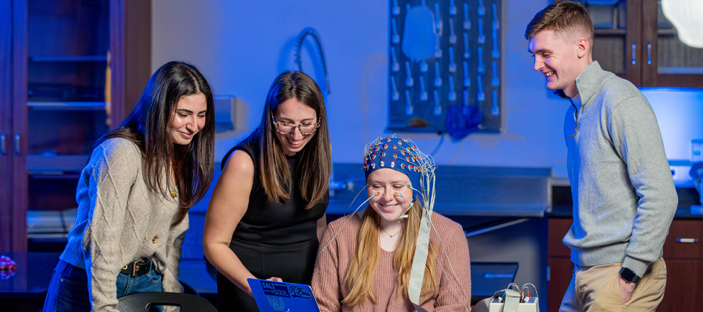 Neuroscience Program - Christopher Newport University