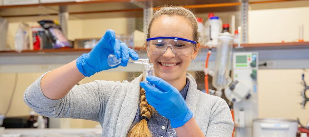 Molecular Biology and Chemistry - Christopher Newport University